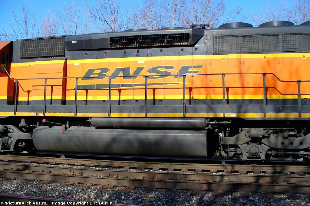 BNSF 2124 westbound